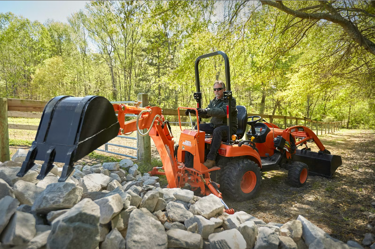 Kioti CS2510H – 24.5 HP 4WD Sub-Compact | Diamond R Equipment